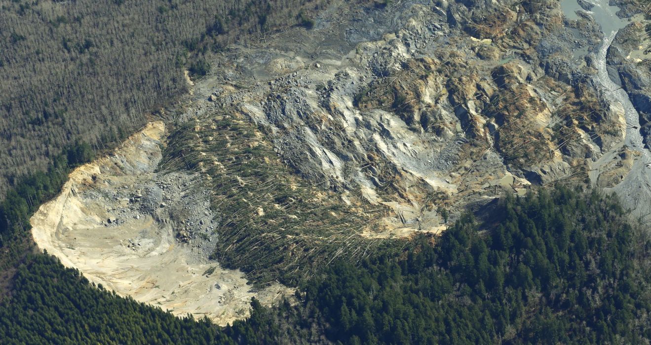 Landslide Wallpapers - Top Free Landslide Backgrounds - WallpaperAccess