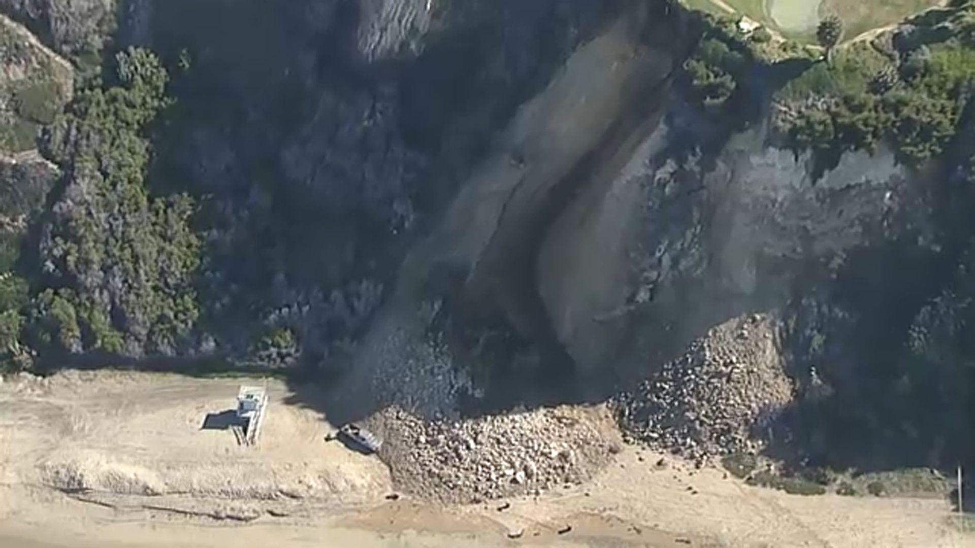 Landslide Wallpapers - Top Free Landslide Backgrounds - WallpaperAccess