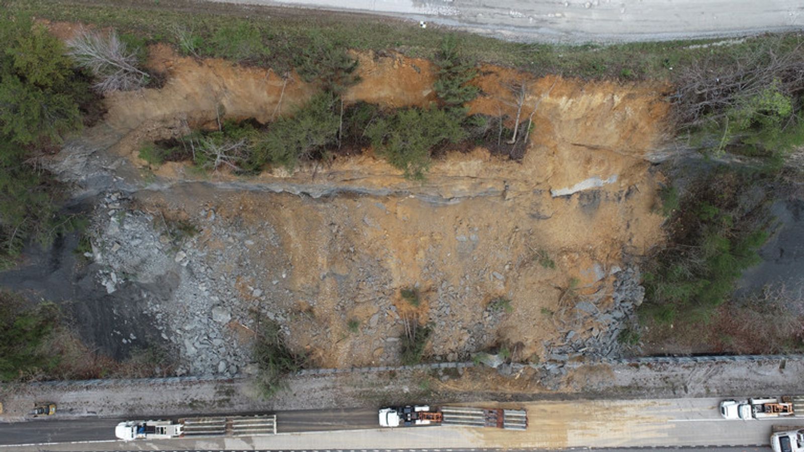 Landslide Wallpapers - Top Free Landslide Backgrounds - WallpaperAccess