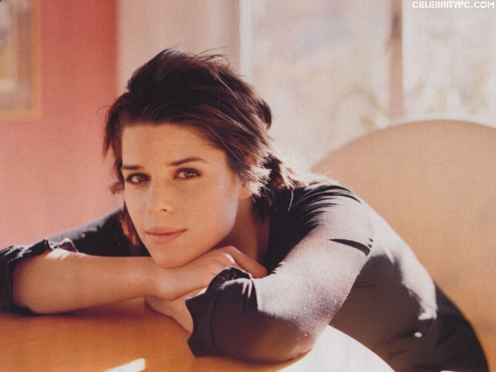 Neve Campbell Wallpapers - Top Free Neve Campbell Backgrounds ...