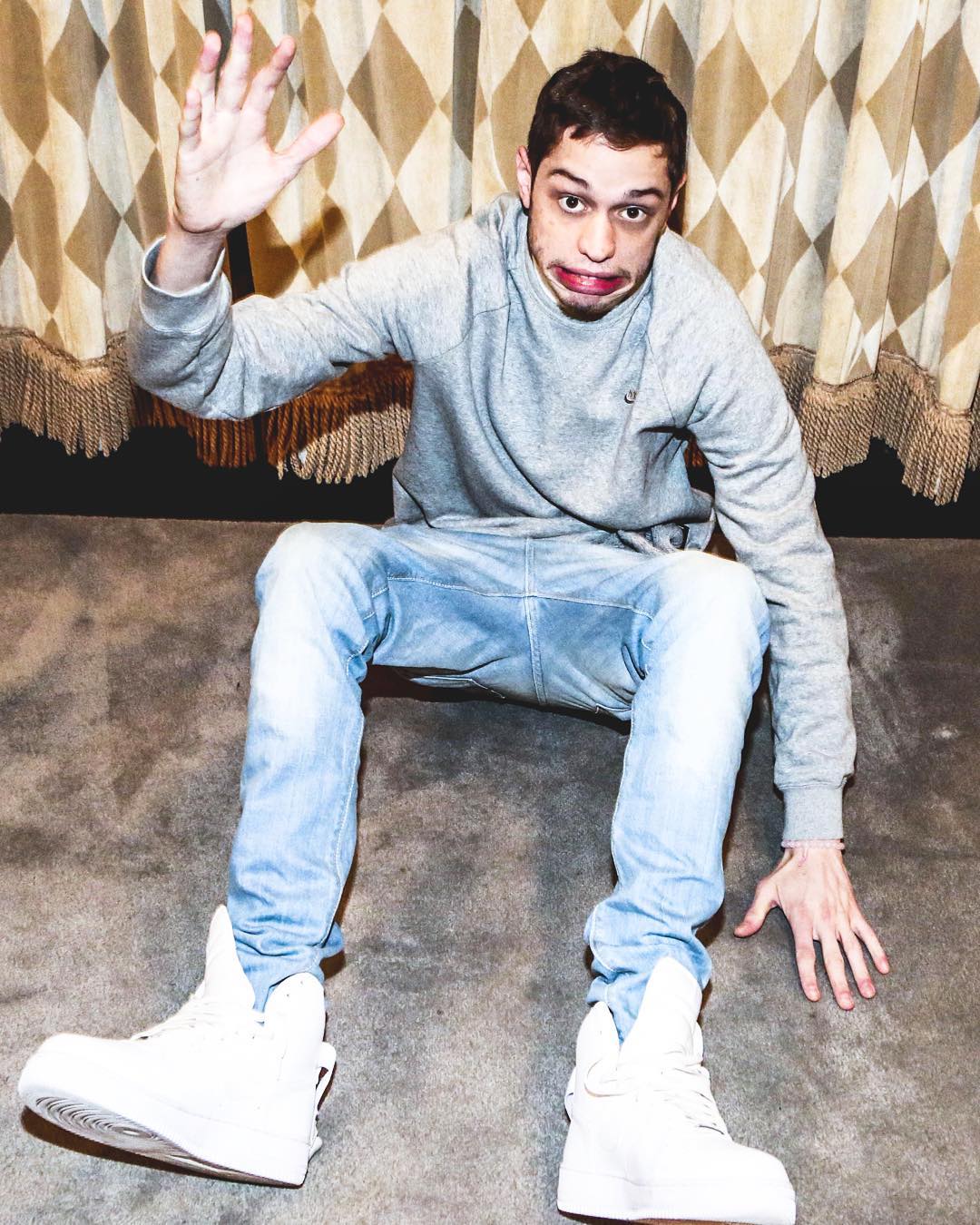 Pete Davidson Wallpapers - Top Free Pete Davidson Backgrounds ... Pete Davidson Wallpapers - Top Free Pete Davidson Backgrounds ...