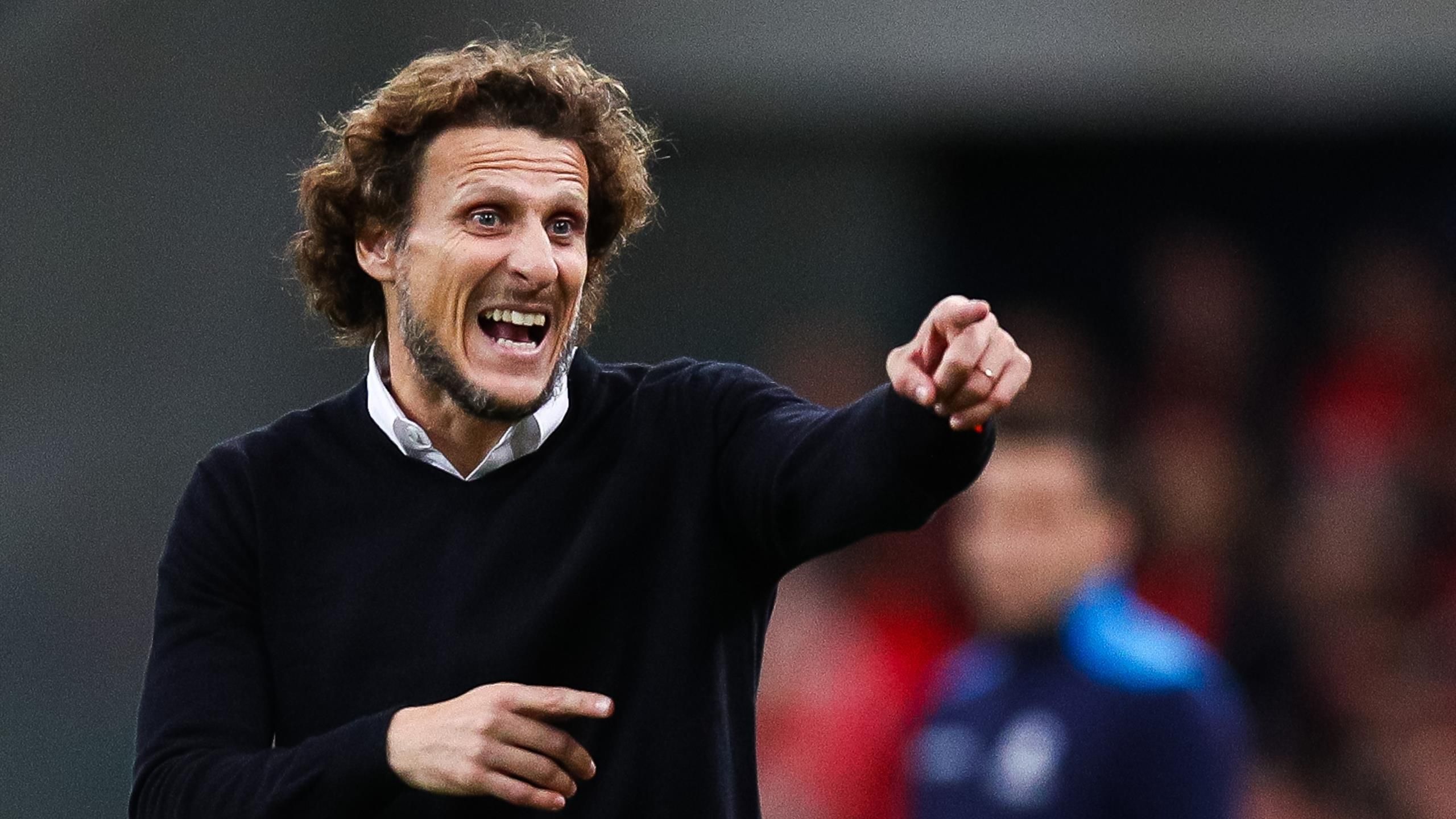 Diego Forlán Wallpapers - Top Free Diego Forlán Backgrounds ...