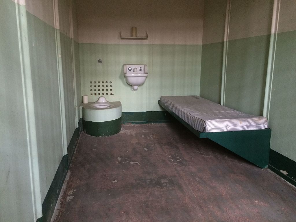 Prison Cell Wallpapers - Top Free Prison Cell Backgrounds - WallpaperAccess