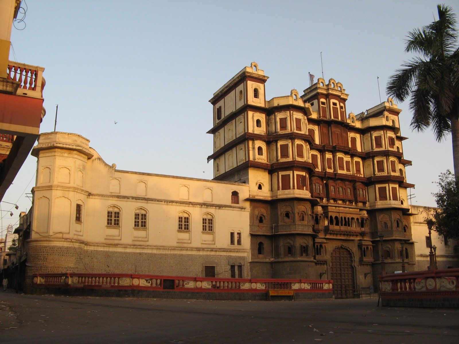 Rajwada Wallpapers - Top Free Rajwada Backgrounds - WallpaperAccess