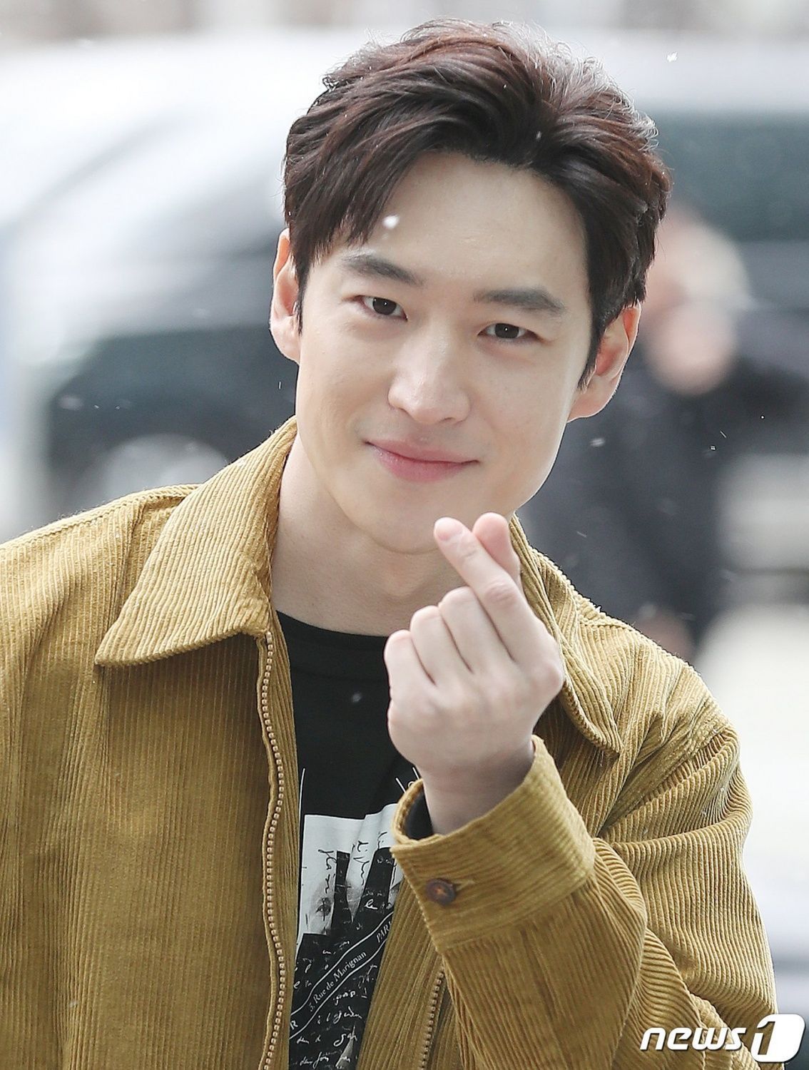 Lee Je Hoon Wallpapers - Top Free Lee Je Hoon Backgrounds - WallpaperAccess