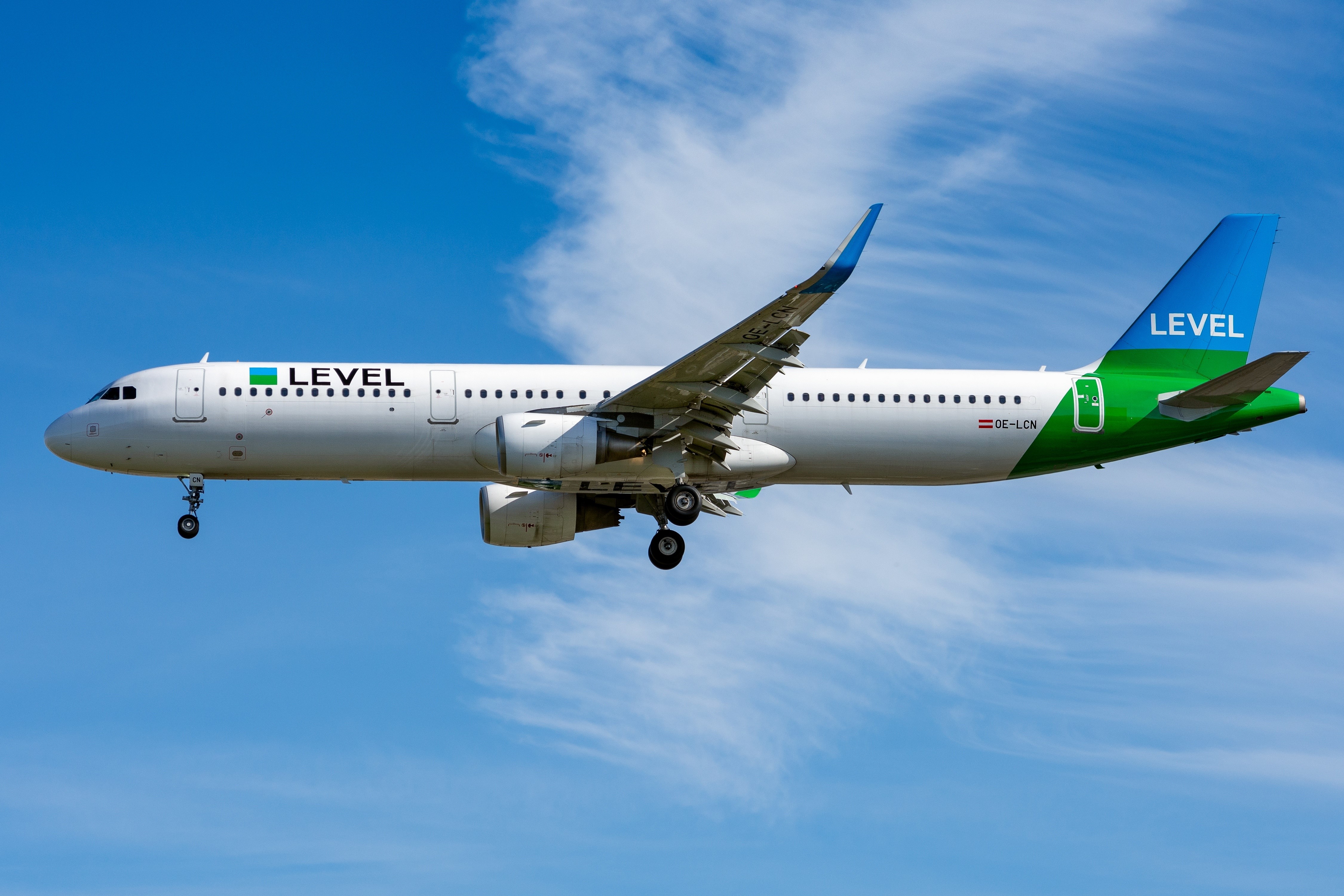 Airbus A321 Wallpapers - Top Free Airbus A321 Backgrounds - WallpaperAccess