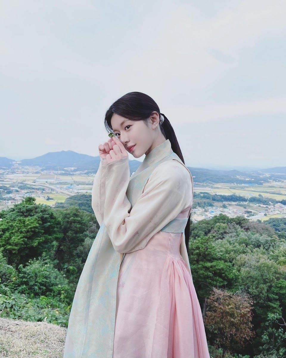 Go Youn Jung Wallpapers - Top Free Go Youn Jung Backgrounds ...