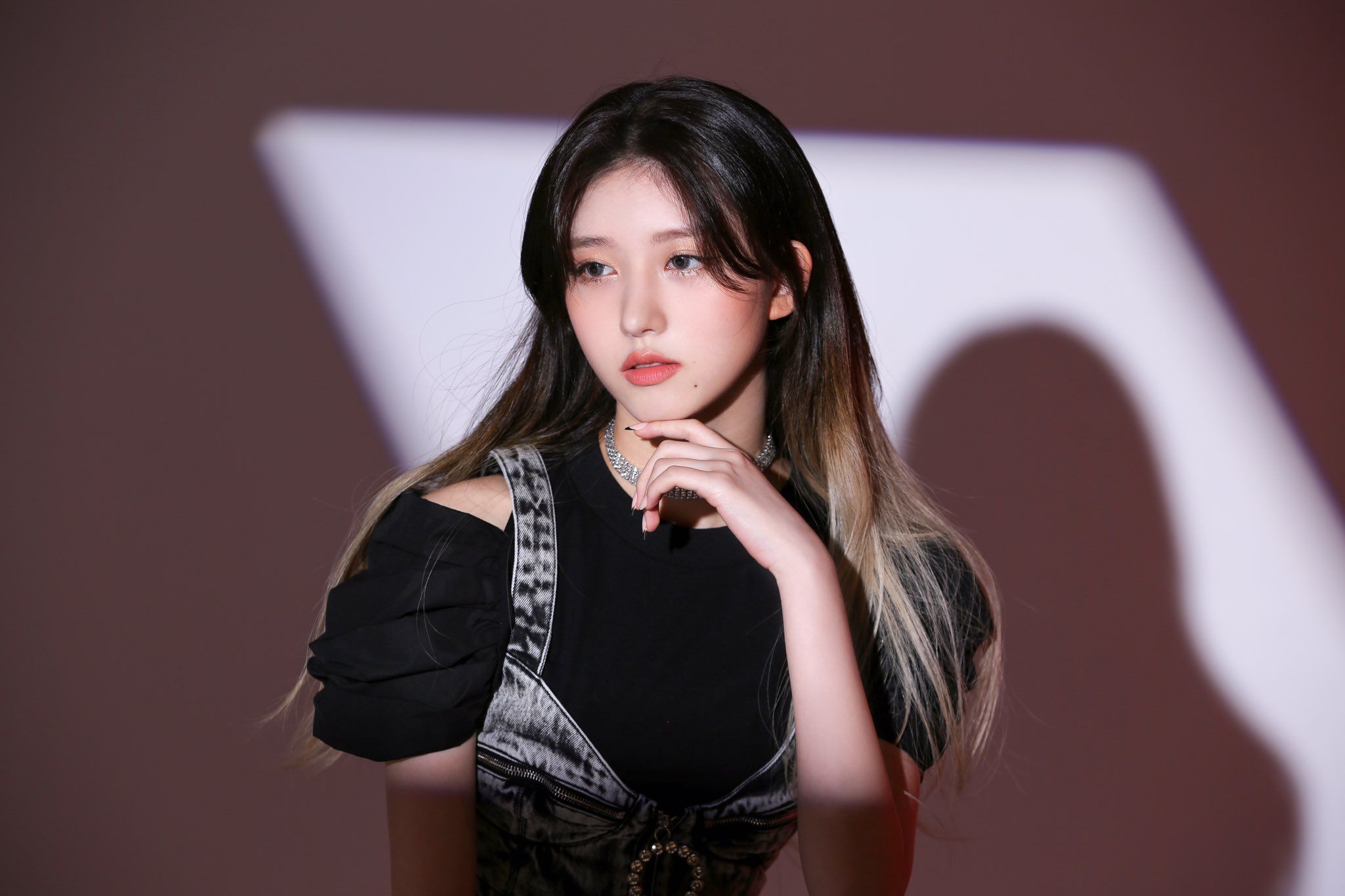 Gaeul Wallpapers - Top Free Gaeul Backgrounds - WallpaperAccess