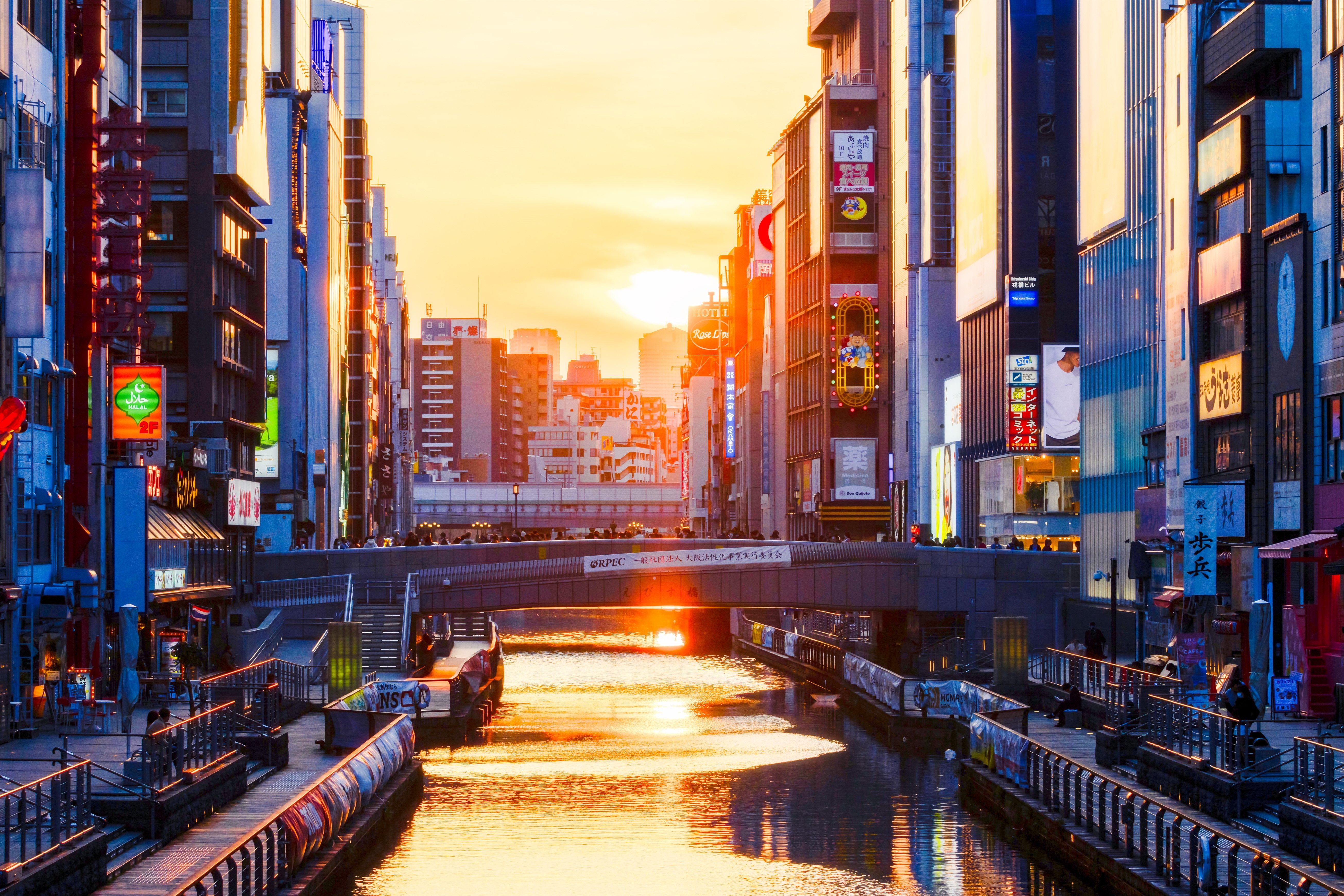 Dotonbori Wallpapers - Top Free Dotonbori Backgrounds - WallpaperAccess