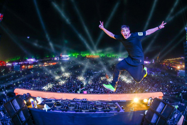 Avicii Wallpapers - Top Free Avicii Backgrounds - WallpaperAccess