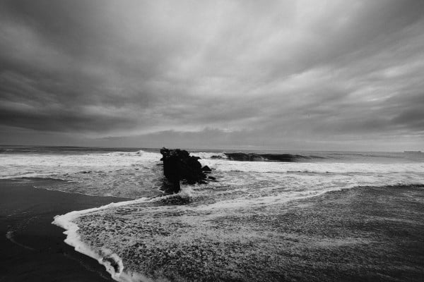 Dark Water Wallpapers - Top Free Dark Water Backgrounds - WallpaperAccess