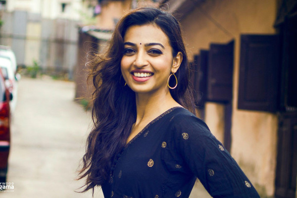 Riya Sen Wallpapers - Top Free Riya Sen Backgrounds - WallpaperAccess