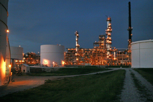 Crude Oil Wallpapers - Top Free Crude Oil Backgrounds - WallpaperAccess