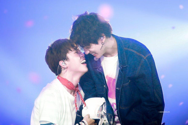 Jikook Wallpapers - Top Free Jikook Backgrounds - WallpaperAccess