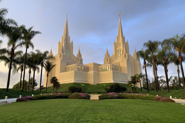 LDS Temple Wallpapers - Top Free LDS Temple Backgrounds - WallpaperAccess