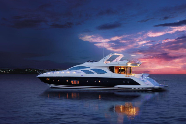 Small Boat Wallpapers - Top Free Small Boat Backgrounds - WallpaperAccess