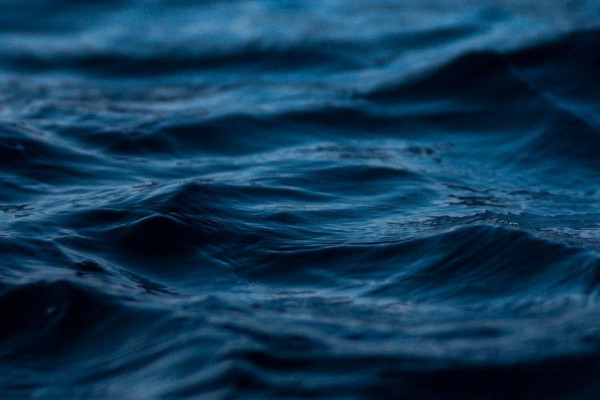 Dark Water Wallpapers - Top Free Dark Water Backgrounds - WallpaperAccess