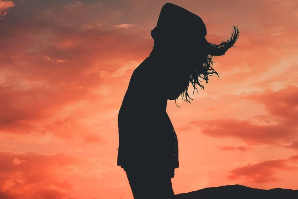 Chill Girl Wallpapers - Top Free Chill Girl Backgrounds - WallpaperAccess