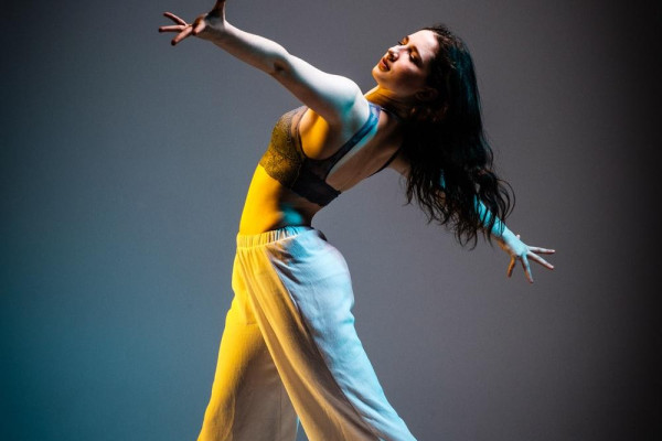 Group Dance Wallpapers - Top Free Group Dance Backgrounds - WallpaperAccess