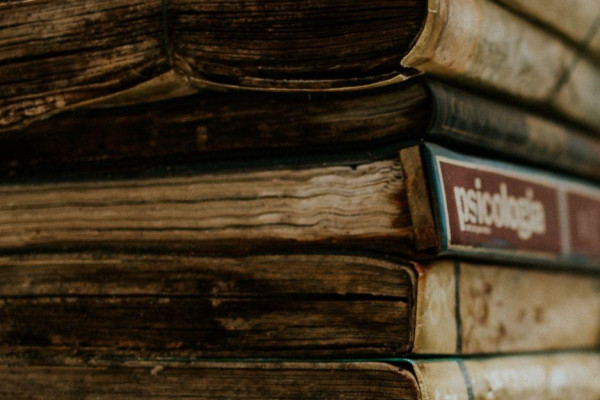 iPhone Books Wallpapers - Top Free iPhone Books Backgrounds ...